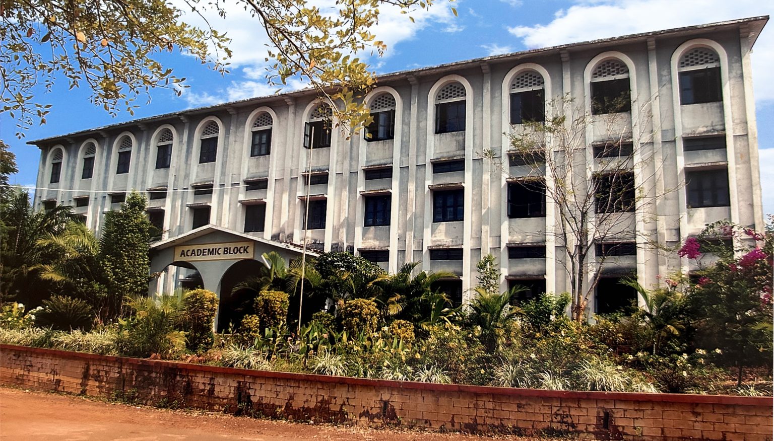 Korambayil Ahamed Haji Memorial Unity Women's College, Manjeri ...